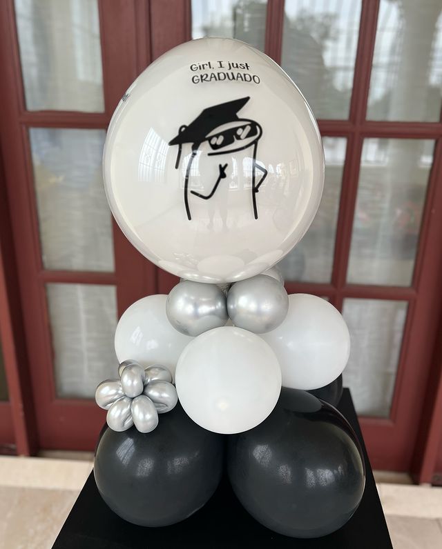 Arreglo de globos Meme Flork Graduado | Balloons by Pam